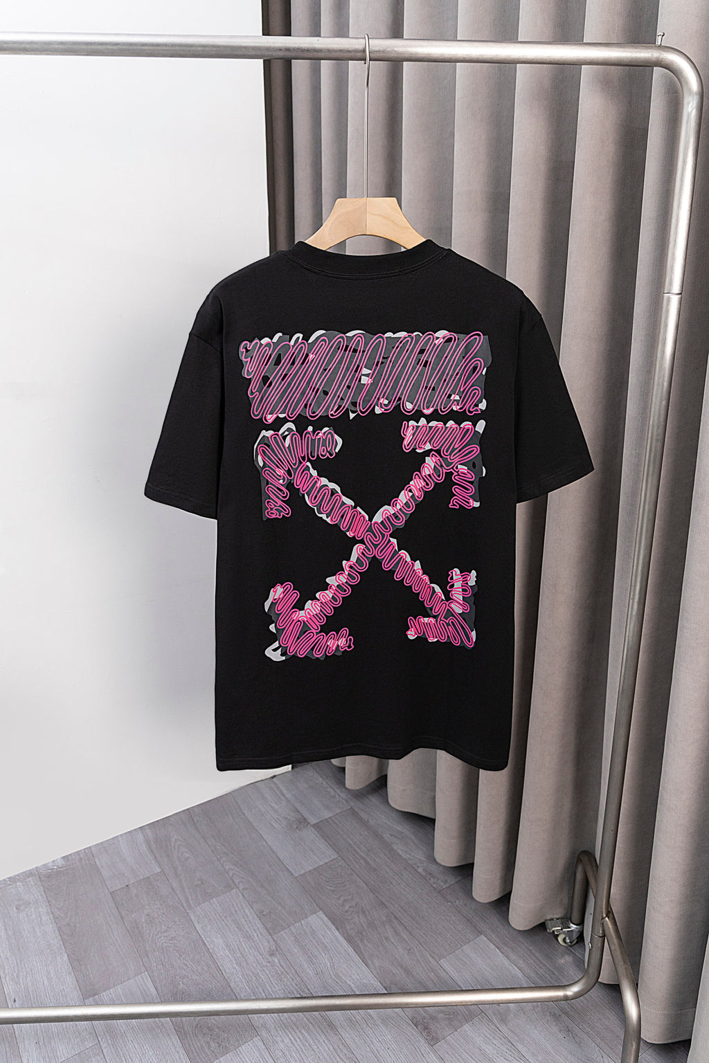 Off White – Luxury Clothing
